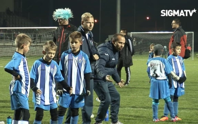 Benjamínci Sigmy a Vítkovic si zahráli pod světly v Řepčíně | OLTV.cz ...