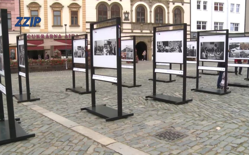 Výstava fotografií k 17.listopadu | OLTV.cz - Olomoucká televize